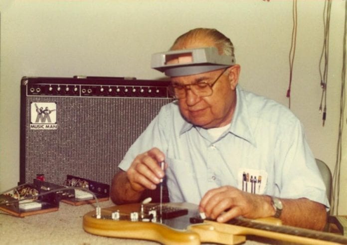 Meu encontro com Leo Fender - Leia no site Musicosmos